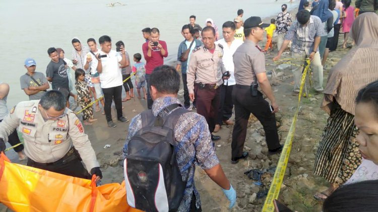 Warga Teluk Kenali Heboh Temukan Mayat Bayi Laki-laki - BRITO.ID