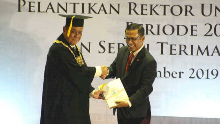 Prof Ari Kuncoro Dilantik Sebagai Rektor Universitas Indonesia - BRITO.ID
